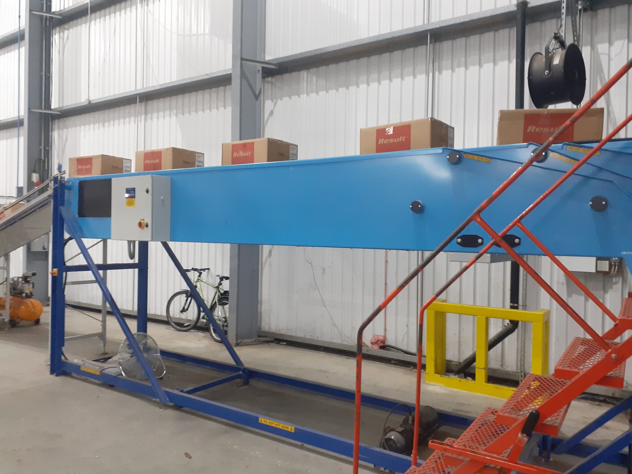 Telescopic Conveyors / Dock Loaders – Andrews Automation